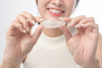 How Does Invisalign Move Teeth | Balmoral Dental Centre