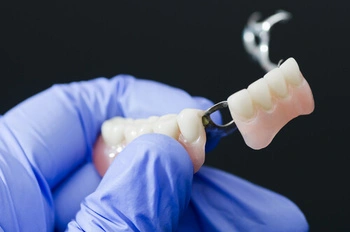 Essential Guide to Choosing the Right Full Lower Denture